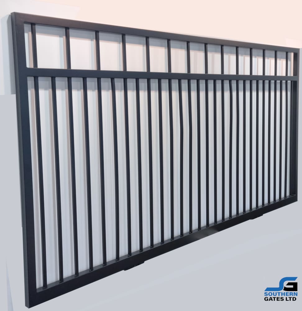 Classic Flat Rail Gate 1700mm High - Southern Gates